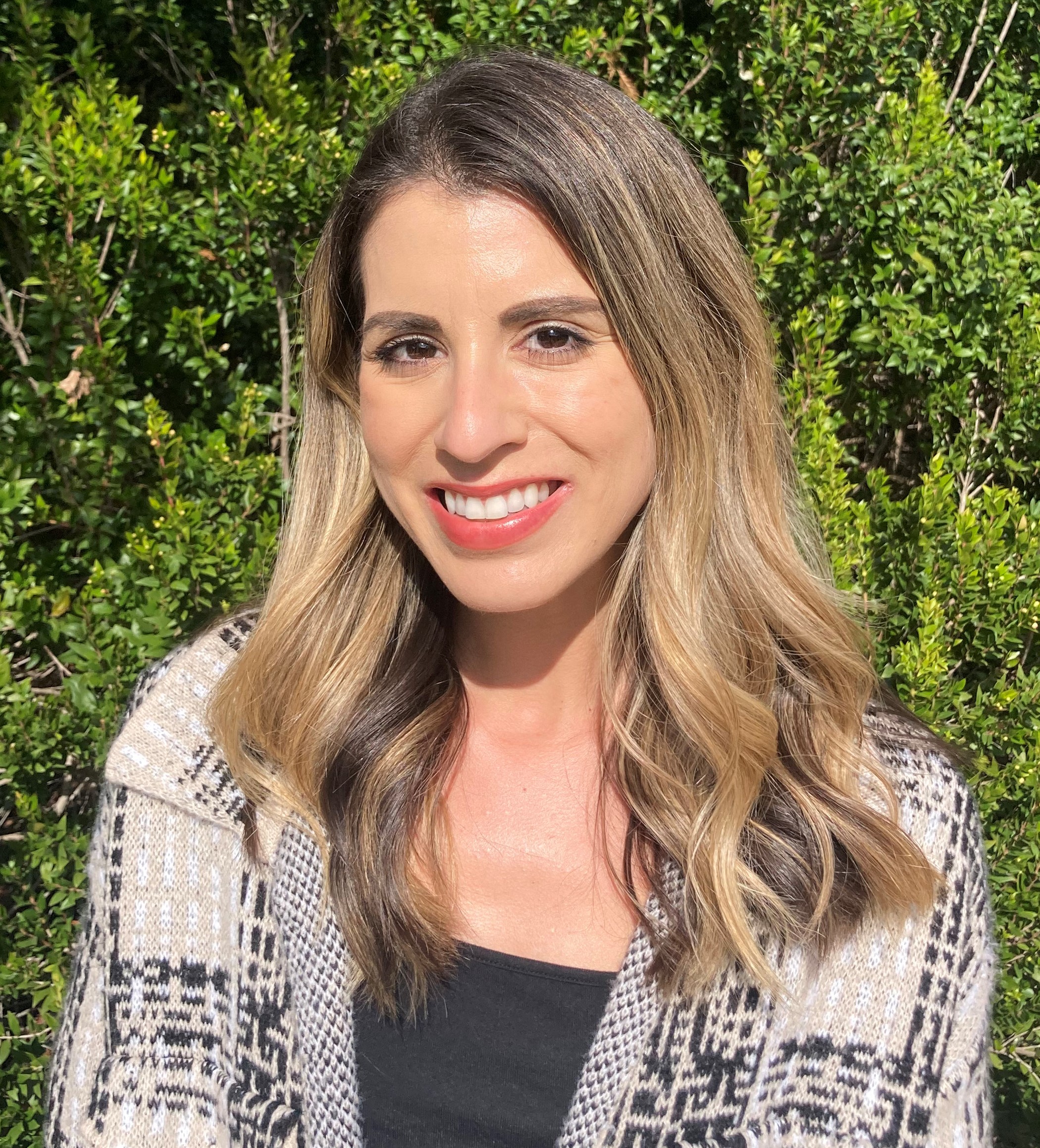 Lily Cal's Instagram, Twitter & Facebook on IDCrawl